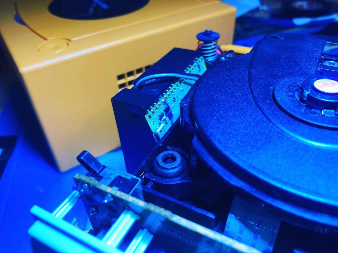 Gamecube Picoboot Mod Install Service | Logistics